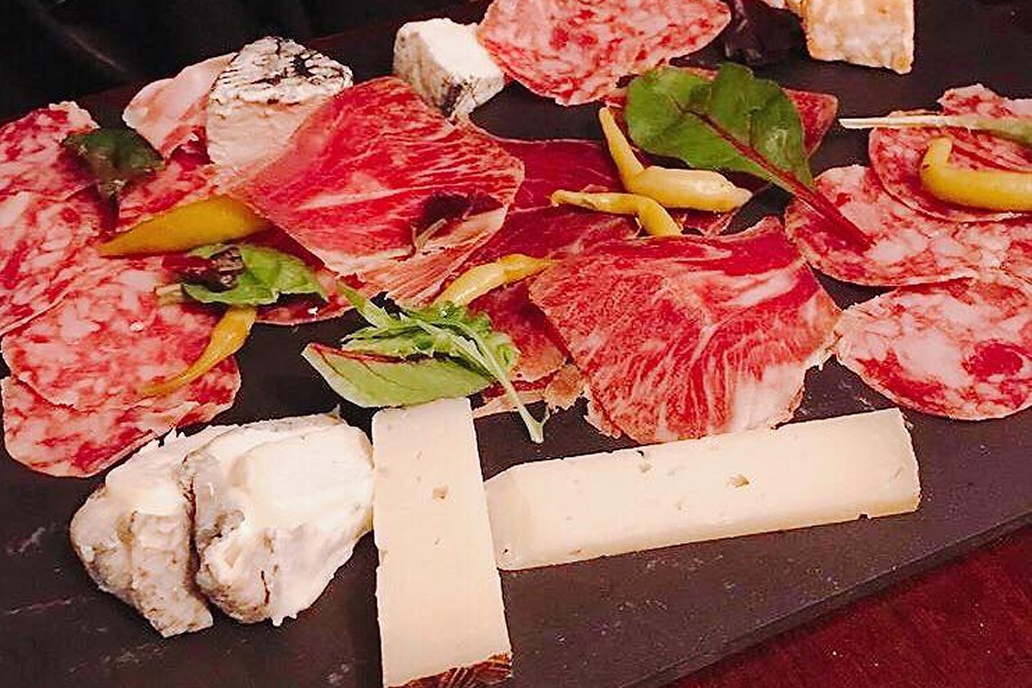 Restaurant Volver Paris 11ème | Resto Argentin comme à Buenos Aires